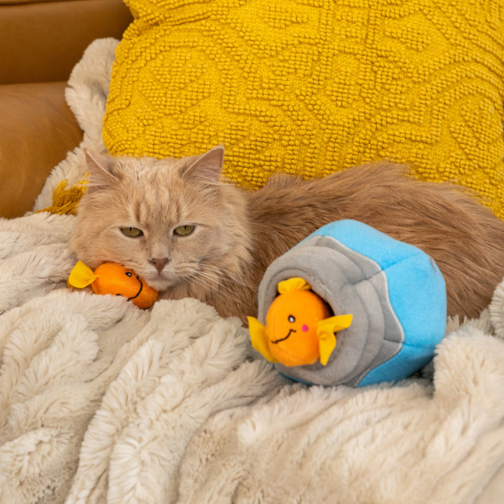 ZippyClaws Cat Toy Burrow Fish in a Bowl – Liberty Pet Products Limited